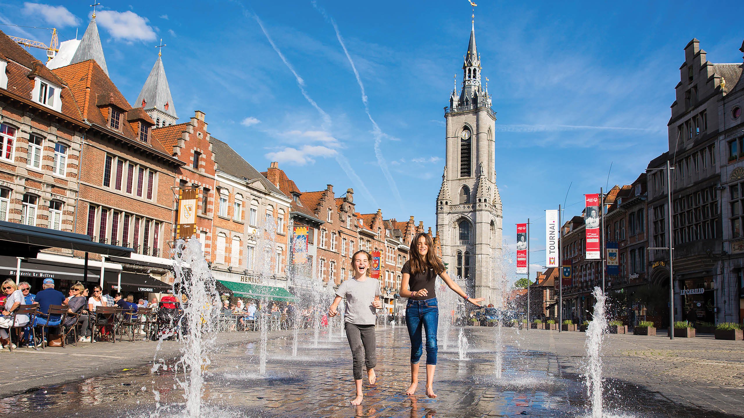 Tournai, sa Grand-Place - Visit Tournai